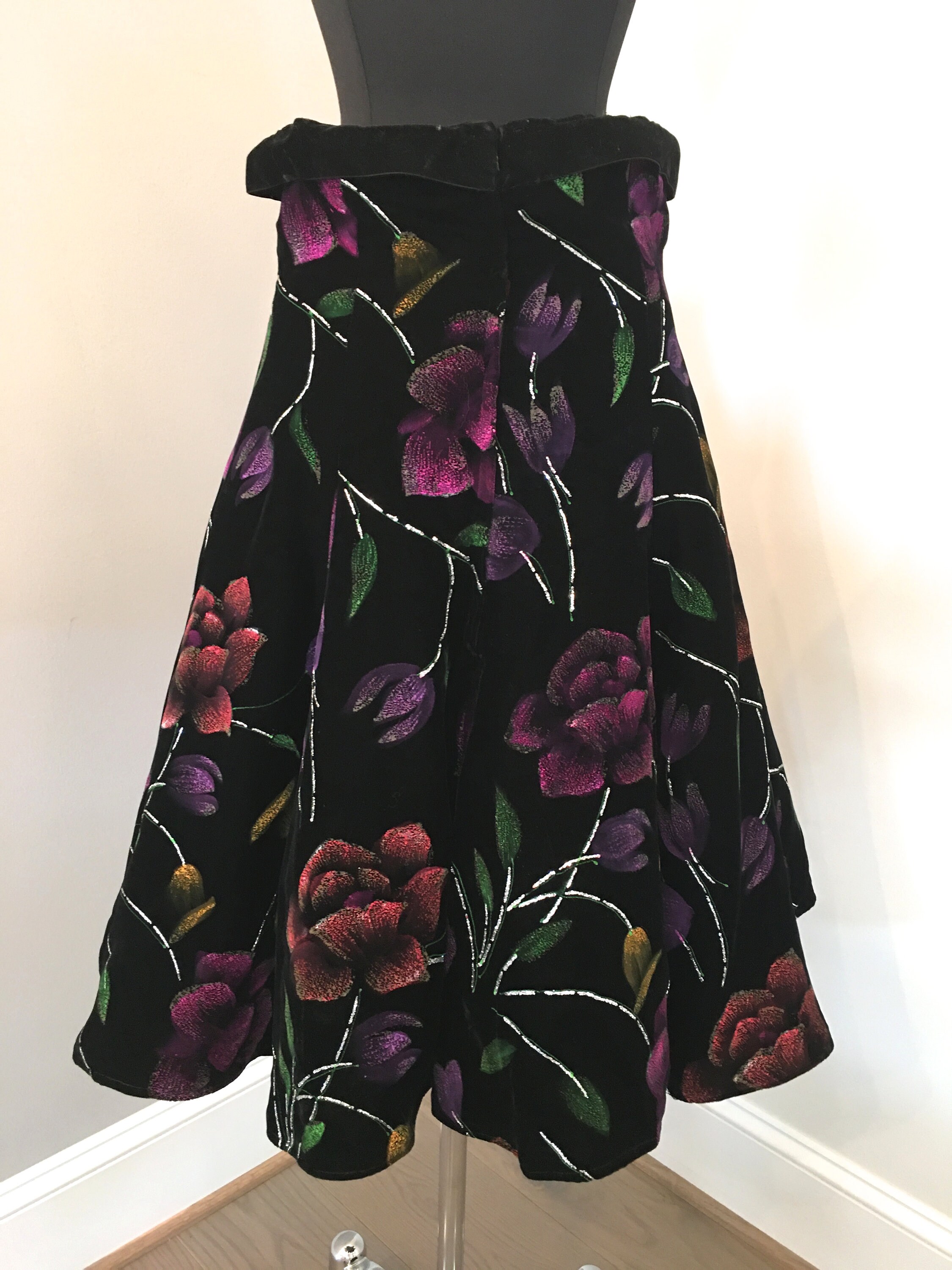 1980s Patricia Rhodes Floral Full Velvet Skirt - Etsy