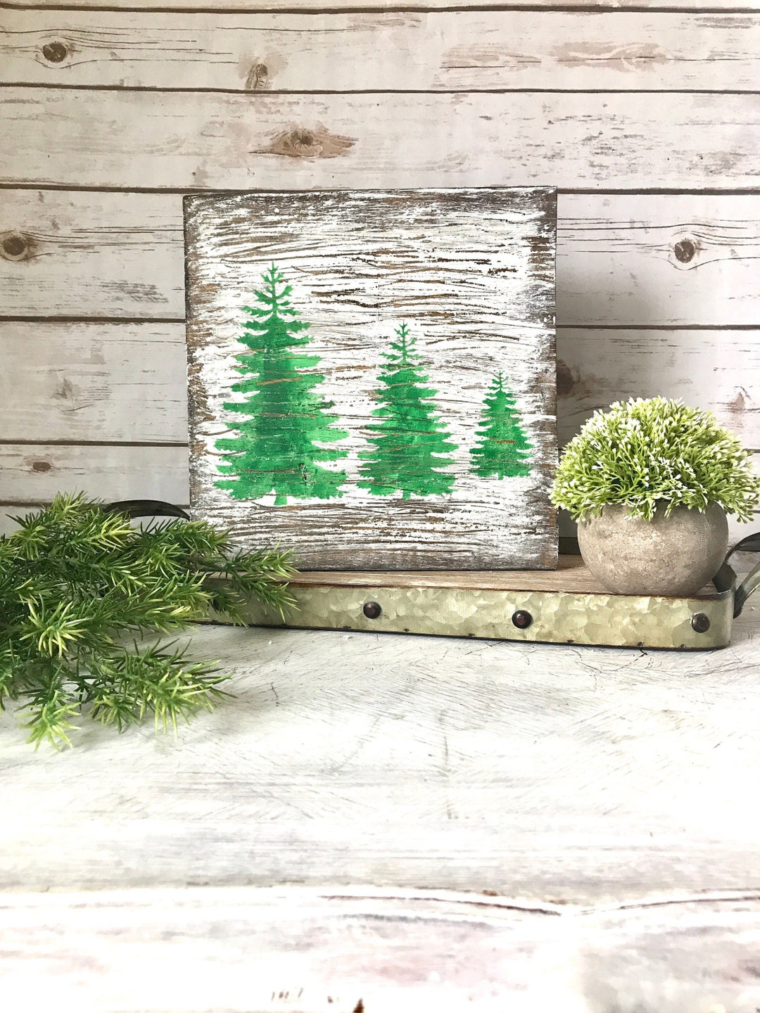 Pine Tree Sign Decoration | Chippy Pine Trees | Winter Decoration ...