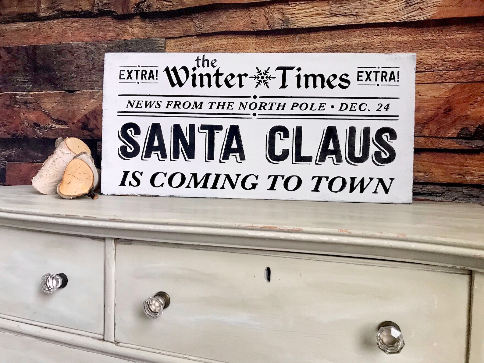 Santa Sign Decor / Christmas Sign / Santa Claus is Coming to - Etsy
