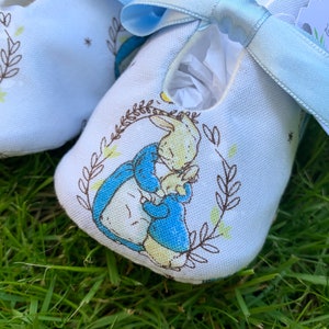 Peter Rabbit and Mum Baby Shoes - Several Sizes - Etsy