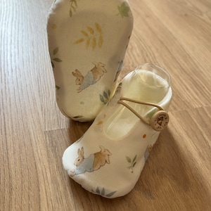 Peter Rabbit Jumping Baby Shoes - Several Sizes - Etsy