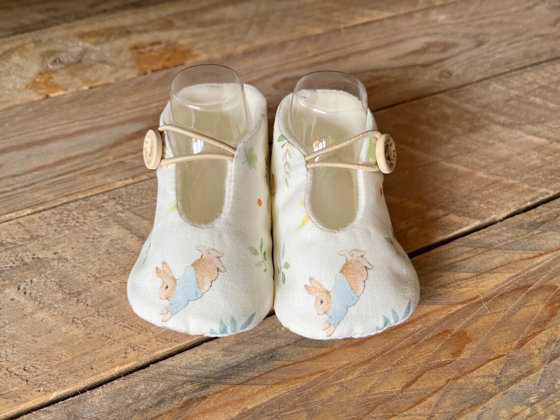 Peter Rabbit Jumping Baby Shoes - Several Sizes - Etsy