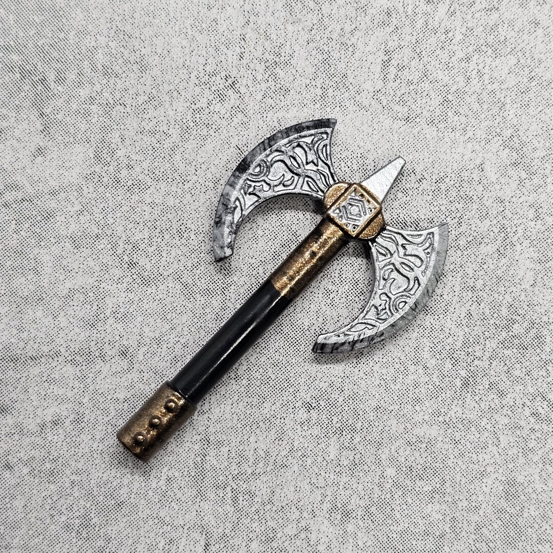 Custom Weathered Dwarf Battle Axe for Minifigures | Dra0ga | Blocks ...