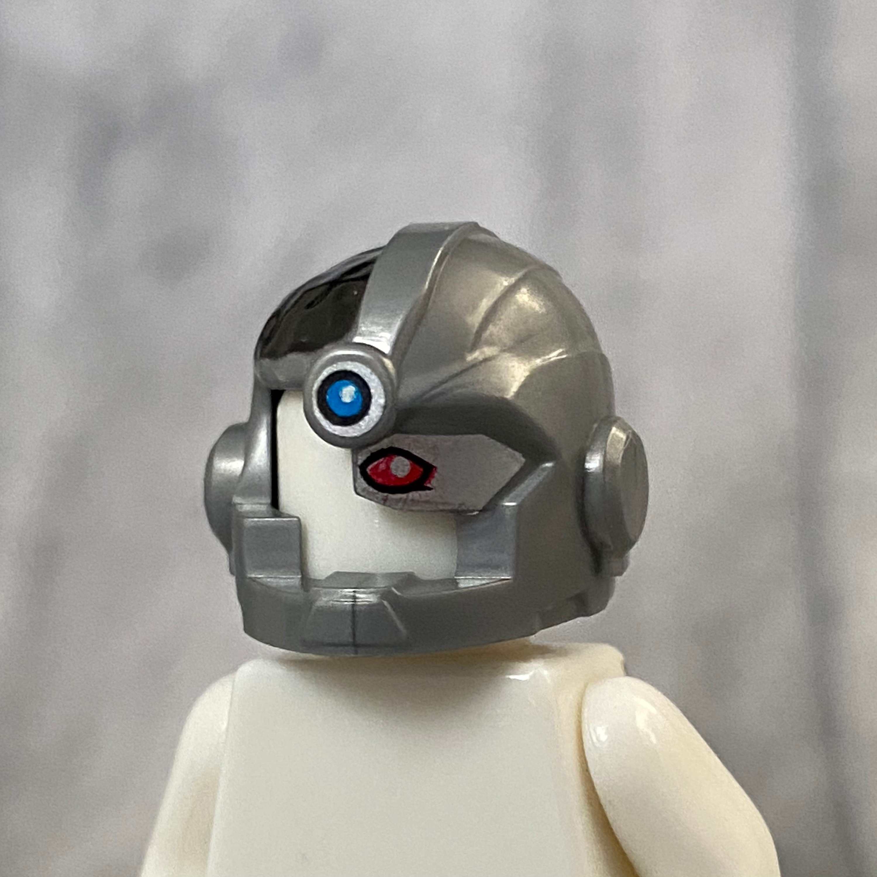 Lego Cyborg Minifigure
