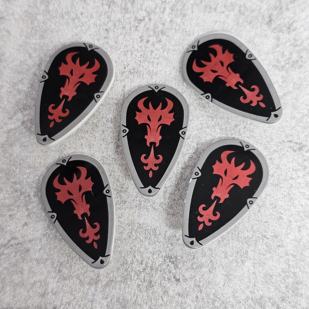5-pack Classic Red Dragon Head Shield Long Lot for Minifigures | D9DPA3 ...
