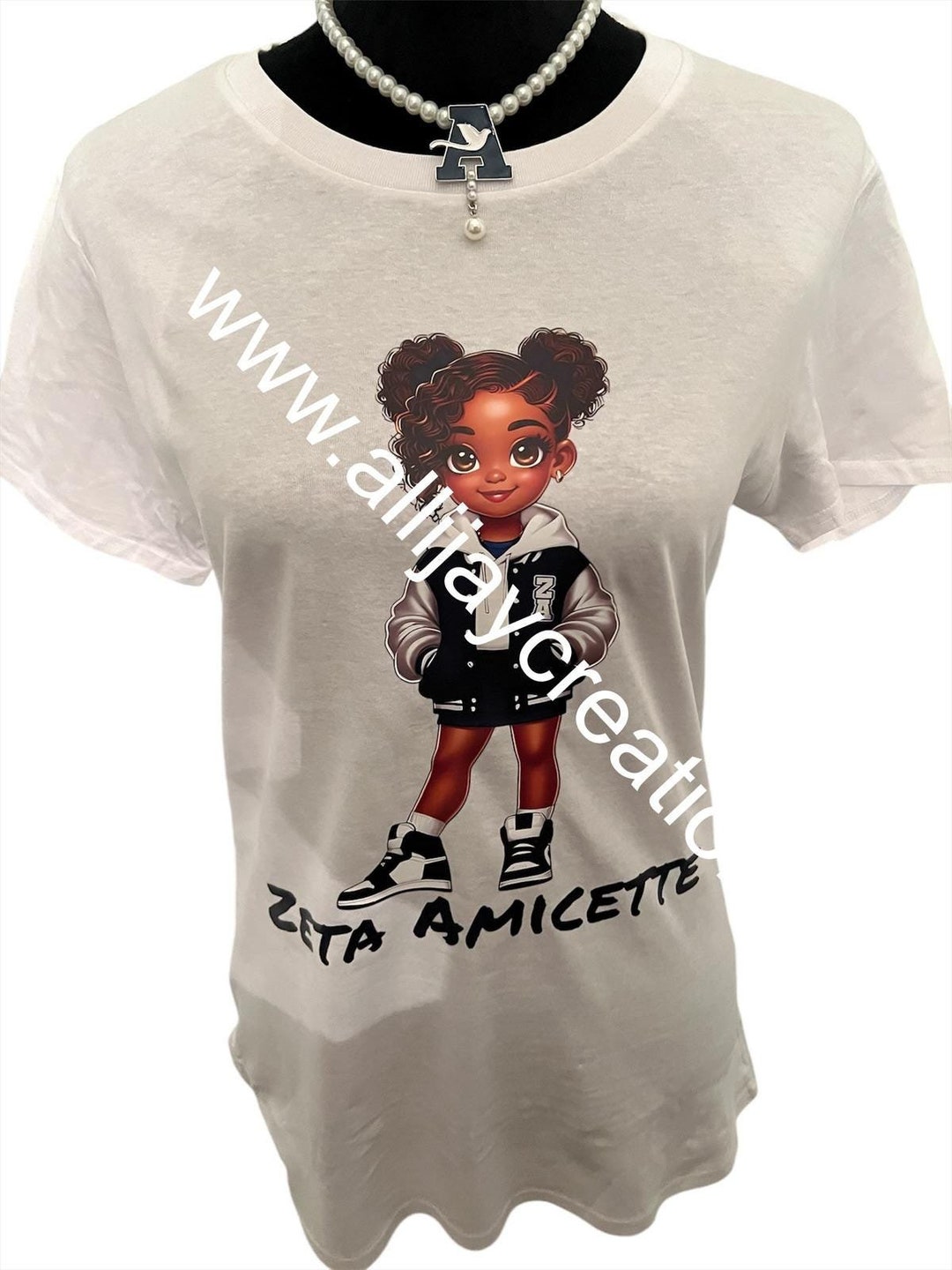 NEW - Amicette Girl T-shirt - Etsy