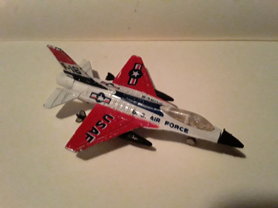 1976 Zee Toys Zylmex Dynaflites #A144 USAF F 16 Fighting Falcon 3 Inch ...