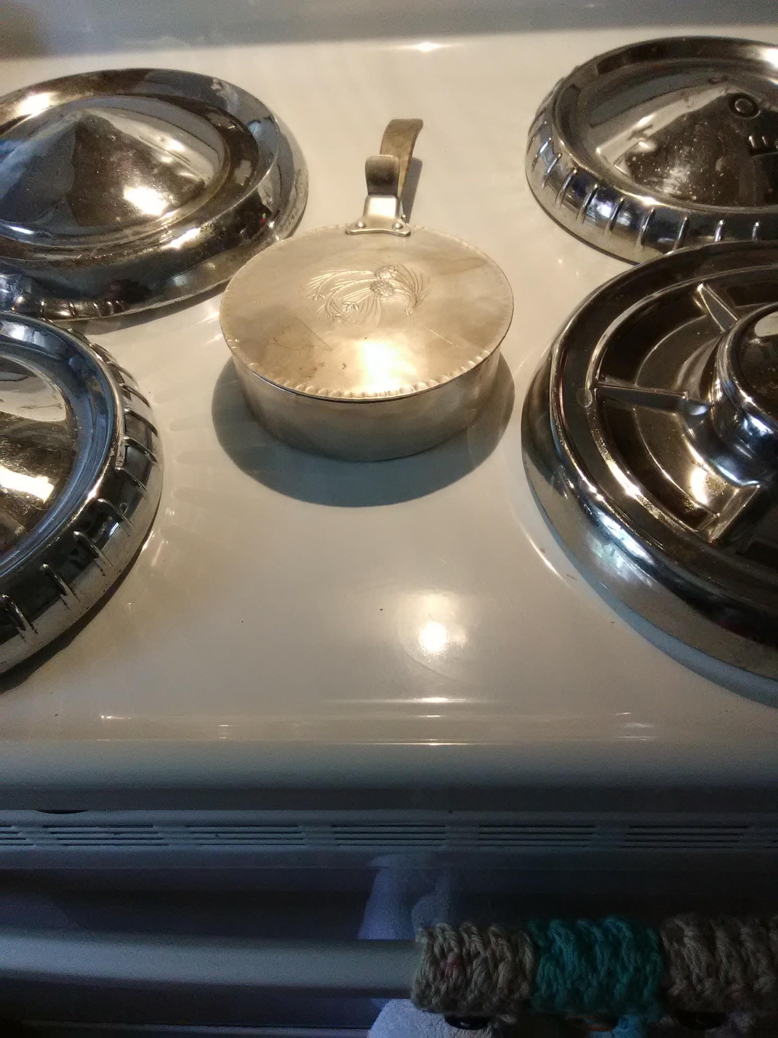 Vintage Silent Butler/cigarette Ashtray Snuffer. Circa 1920's. Everlast ...