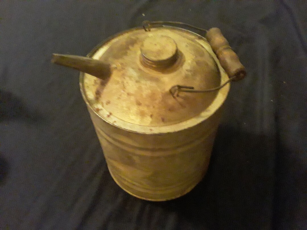 Antique 1920's Half Gallon Oil Can / Half Gallon Galvanized Steel Oil ...