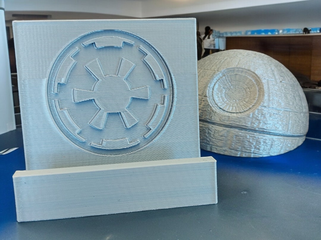 Death Star Phone Stand Father's Day Unique Gift, Star Wars Phone Holder ...