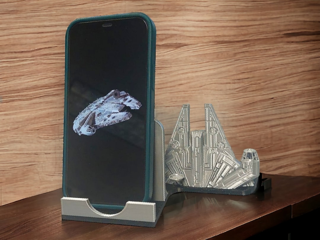 Star Wars Millennium Falcon Phone Stand 3d Printed, Unique Birthday ...