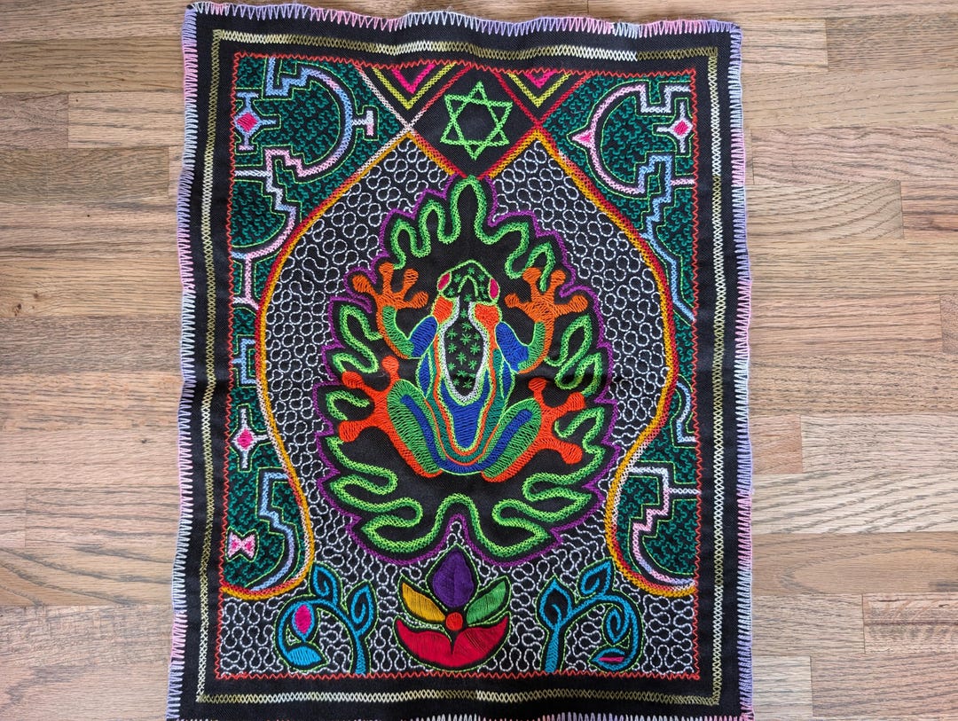 KAMBO FROG SPIRIT Bufo Alvarius Shipibo Altar Embroidery Cloth Handmade ...