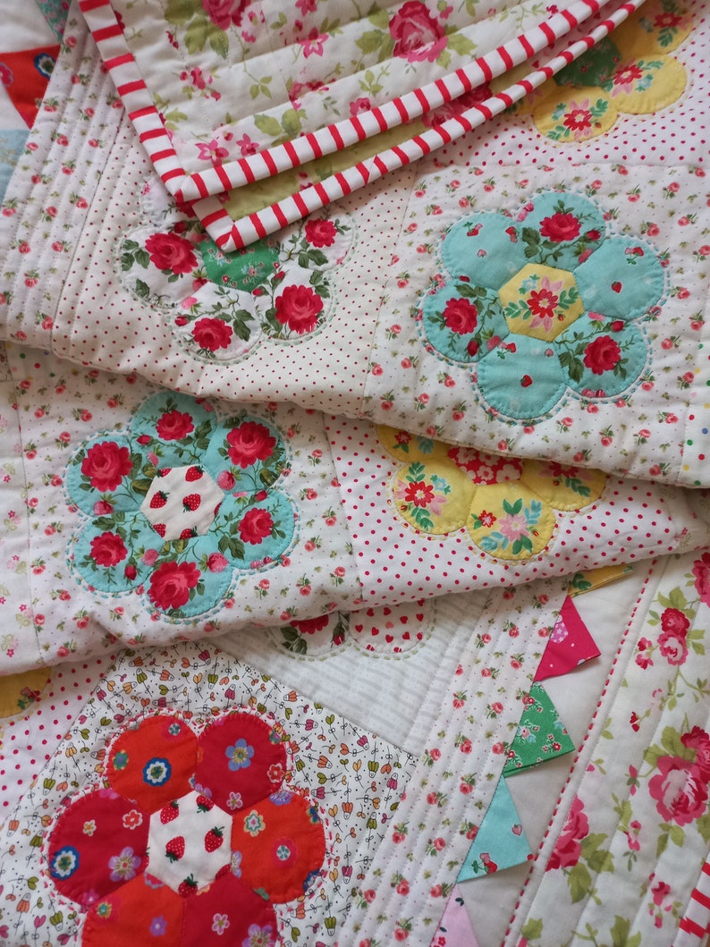 Flower Quilt Handmade Patchwork Quilt Modern Big Size Quilt - Etsy