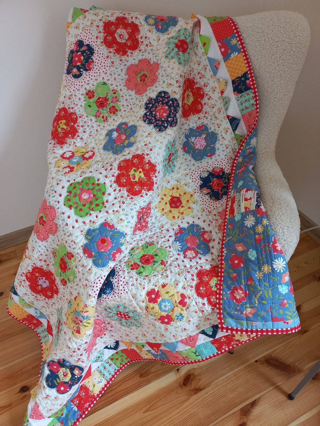 Flower Quilt Handmade Patchwork Quilt Modern Colorful Quilt - Etsy