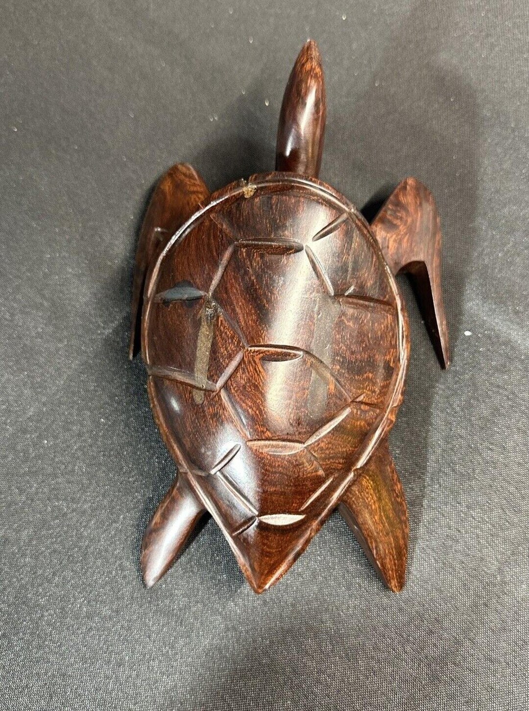 Hand Carved Wood Sea Turtle Sculpture 8 1/2” Long X 5 1/2” Wide X 2 3/4 ...
