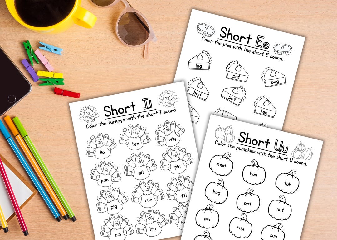 Fall Themed Short Vowel Practice Coloring Worksheets and Color by Vowel ...