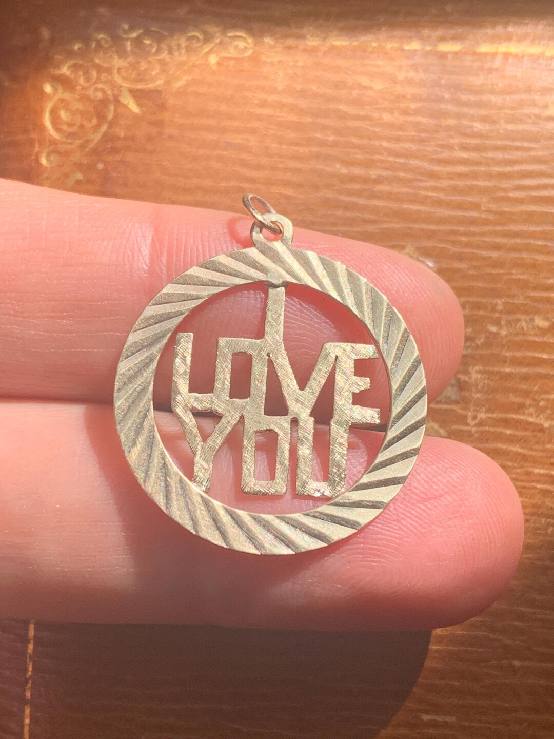 Vintage 9K 375 9ct Yellow Gold I Love You Engine Turned Pendant England ...