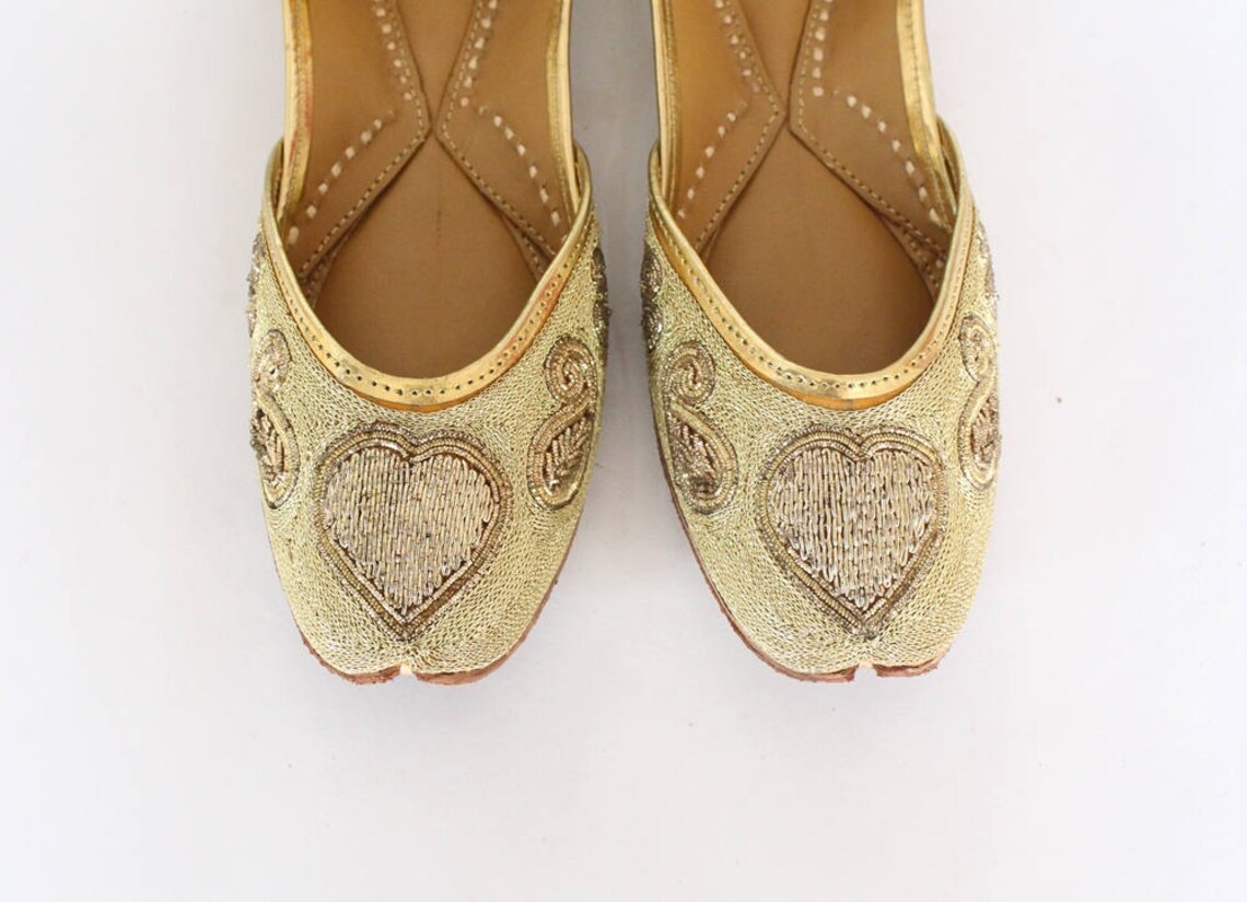 Handmade Gold Jutti Shoes: Indian Wedding Bridal Flats - Etsy