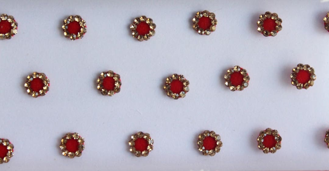 Red Plain Round Bindis With Gold Stones Outline,round Bindis,velvet ...