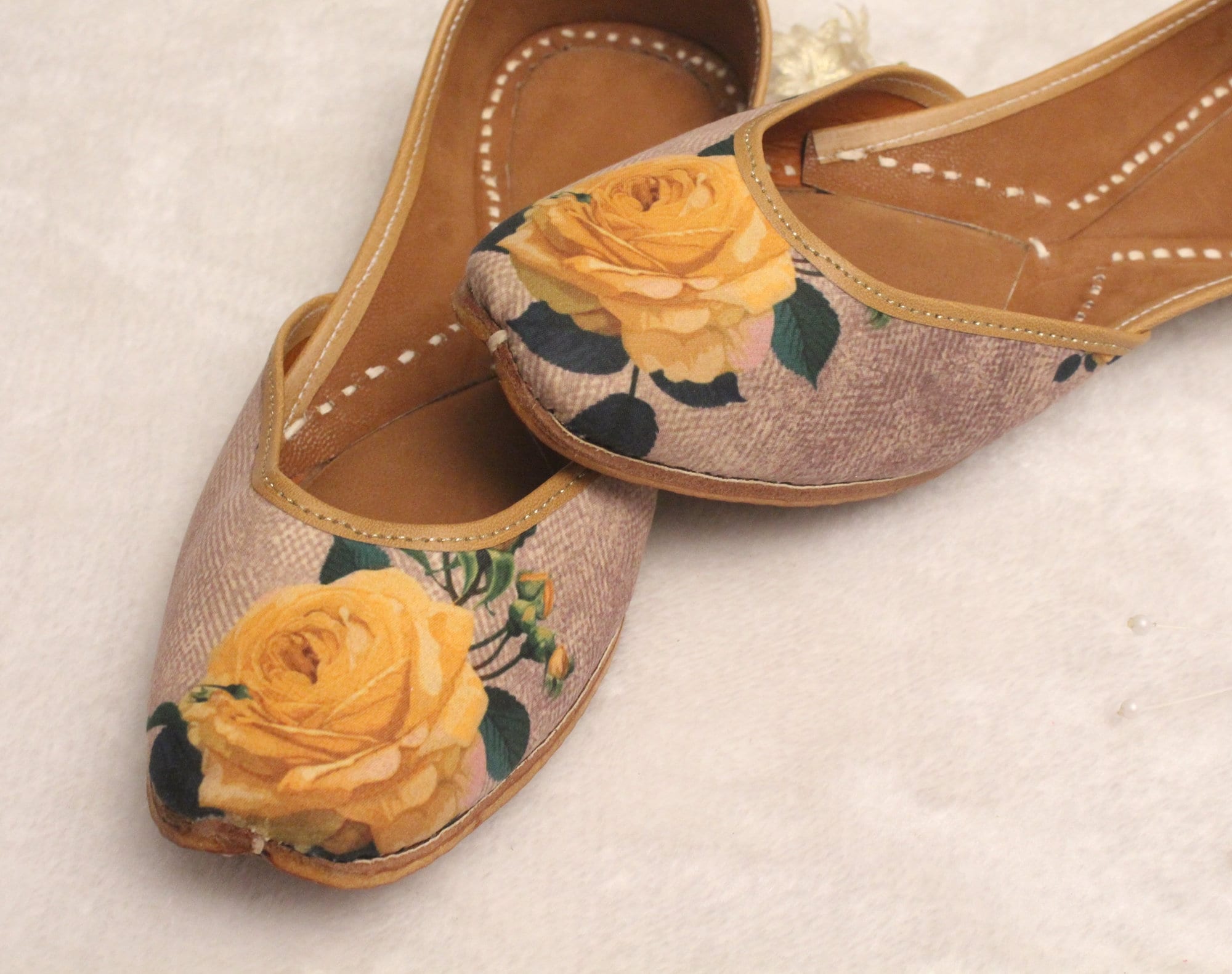 Floral Punjabi Jutti Flats: Yellow Flower, Indian Leather Shoes - Etsy