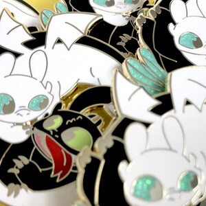 Yin and Yang Hard Enamel Pin, HTTYD, Nightfurry and Lightfurry, Gold ...