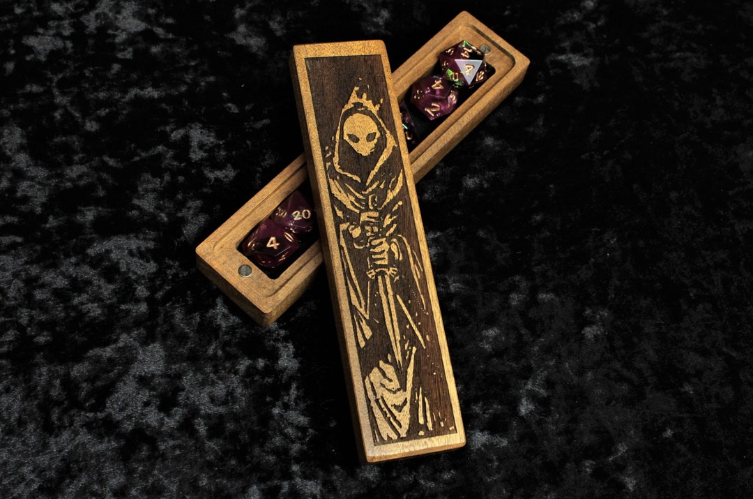 The Rogue | Luxury Solid Walnut Dice Box | Dungeons and Dragons | DND ...