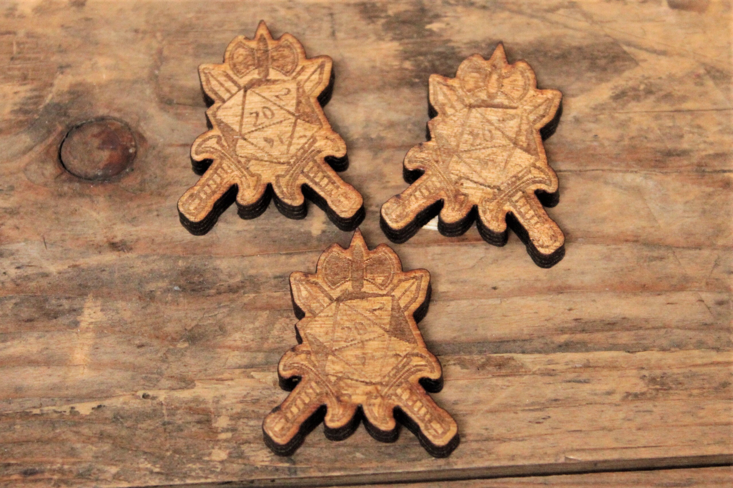 Wooden Personliased Dungeon Master Screen Battle Axe D20 - Etsy UK