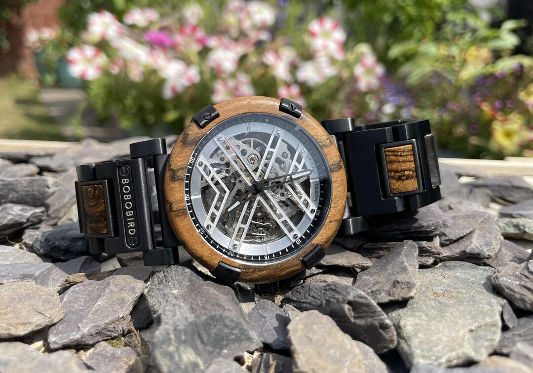 Metal Cog Face Wood & Metal Interlocking Strap Self Winding Luxury ...