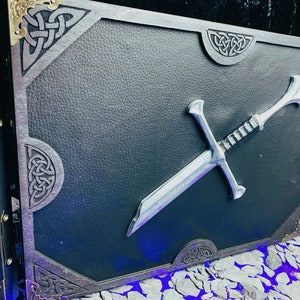 The DM Screen of Shattered Blades | Dungeon Master Screen | D&D Dnd ...