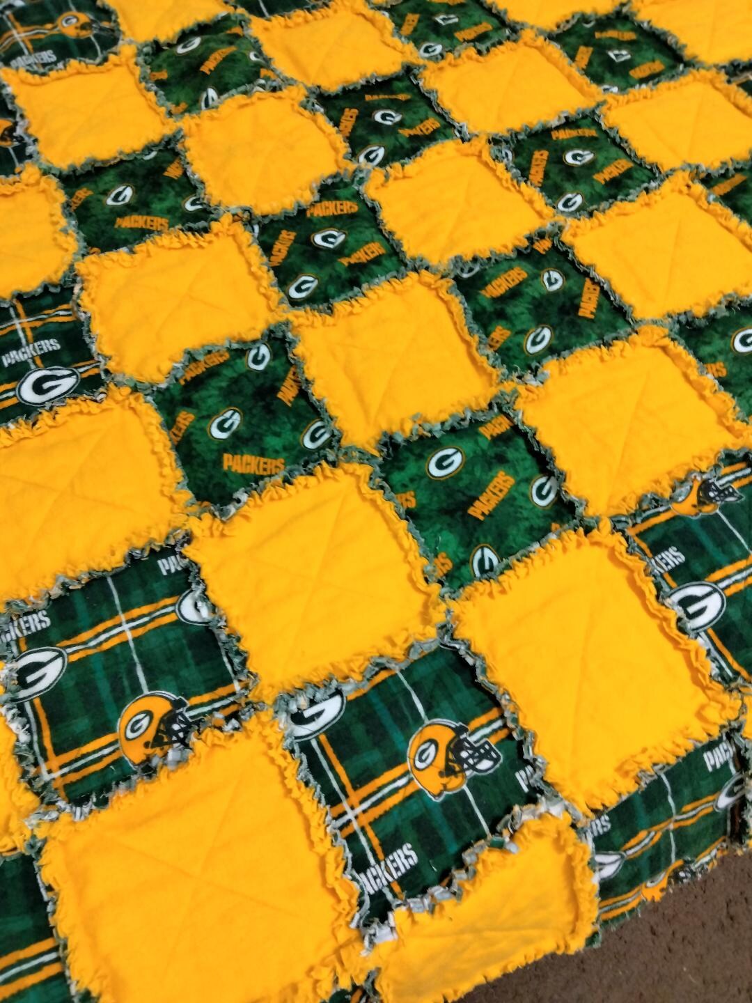 Green Bay Packers Rag Quilt - Etsy