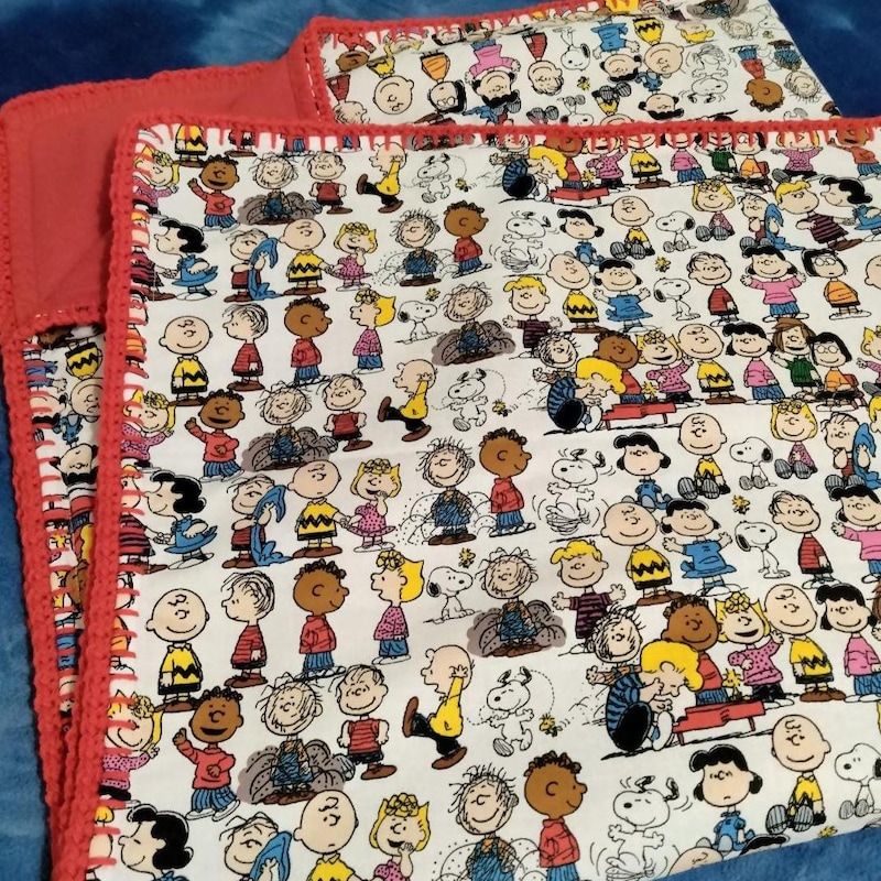 Charlie Brown Baby Blankets - Etsy