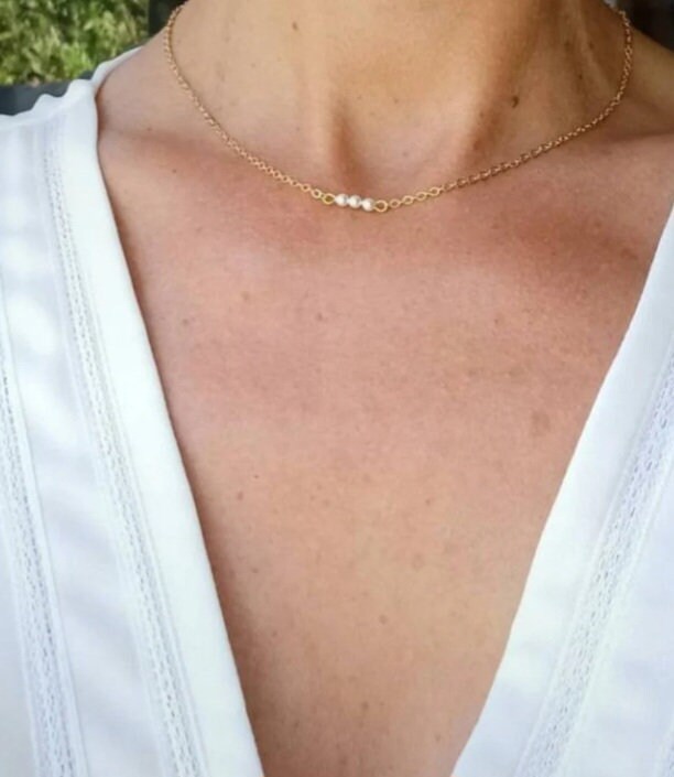 Gold Chain Backless Jewelry With 3 Small White Purecrystal Pearls ...