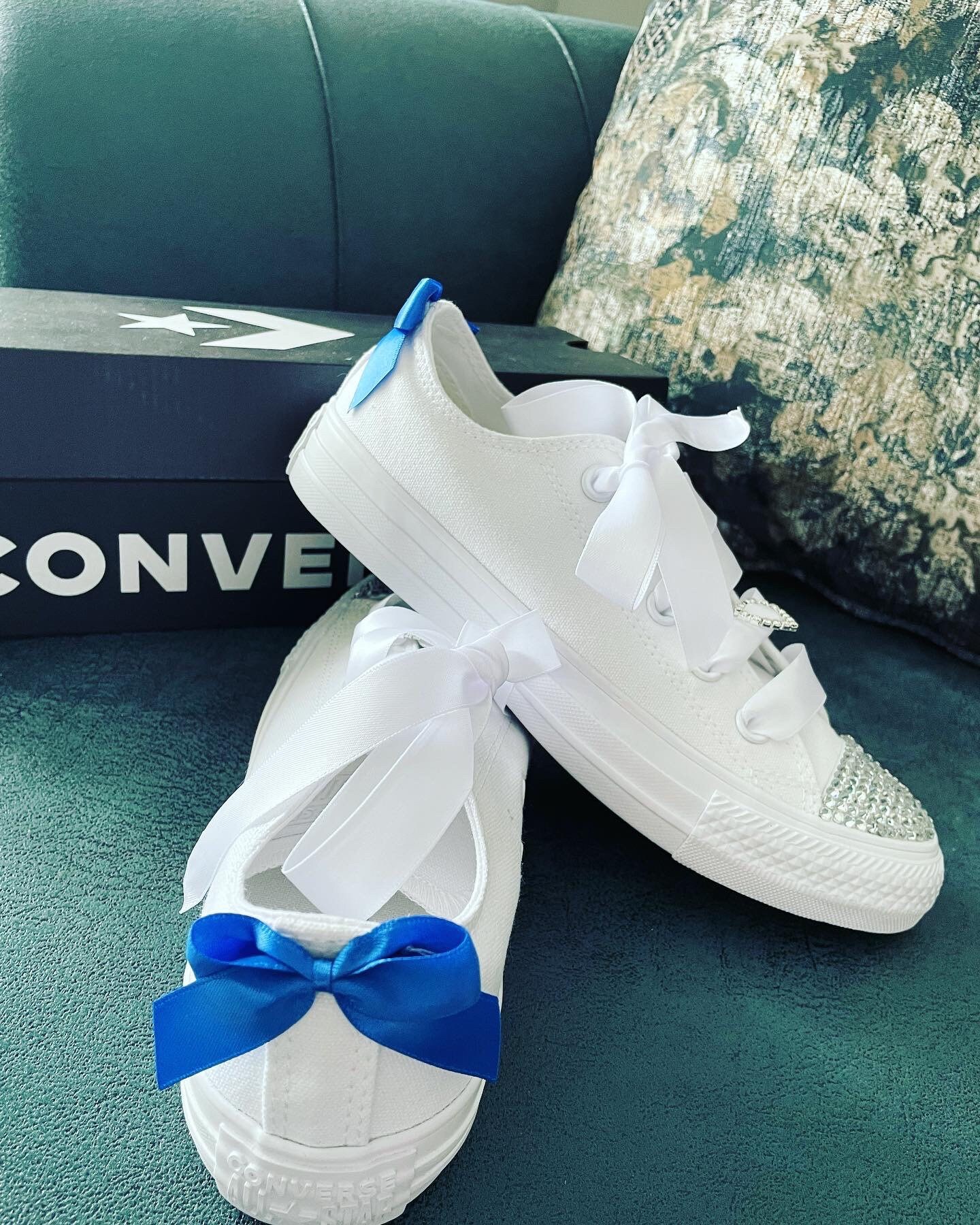 Blue ribbon converse store