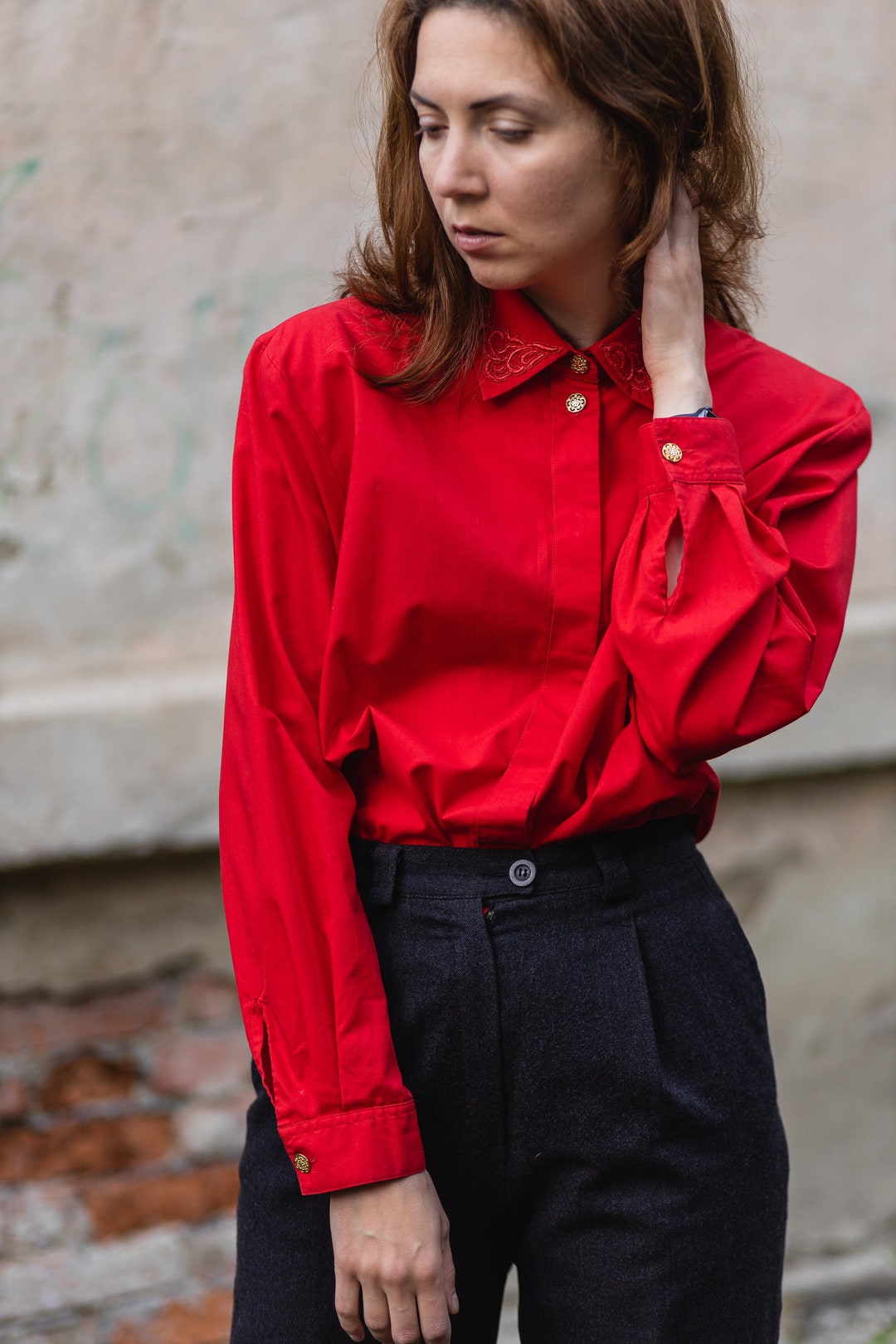 Classic Charm: Vintage Women's Red Button-up Shirt, Timeless Style - Etsy