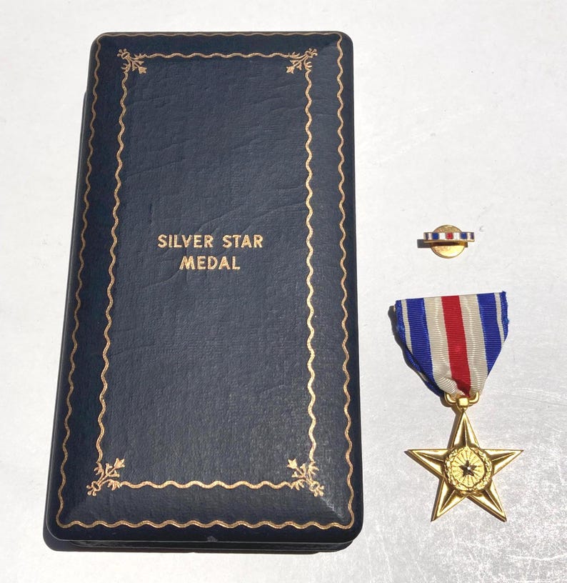 WW2 US Government Issued Army Silver Star Medal W/ Lapel Pin + Case - Etsy