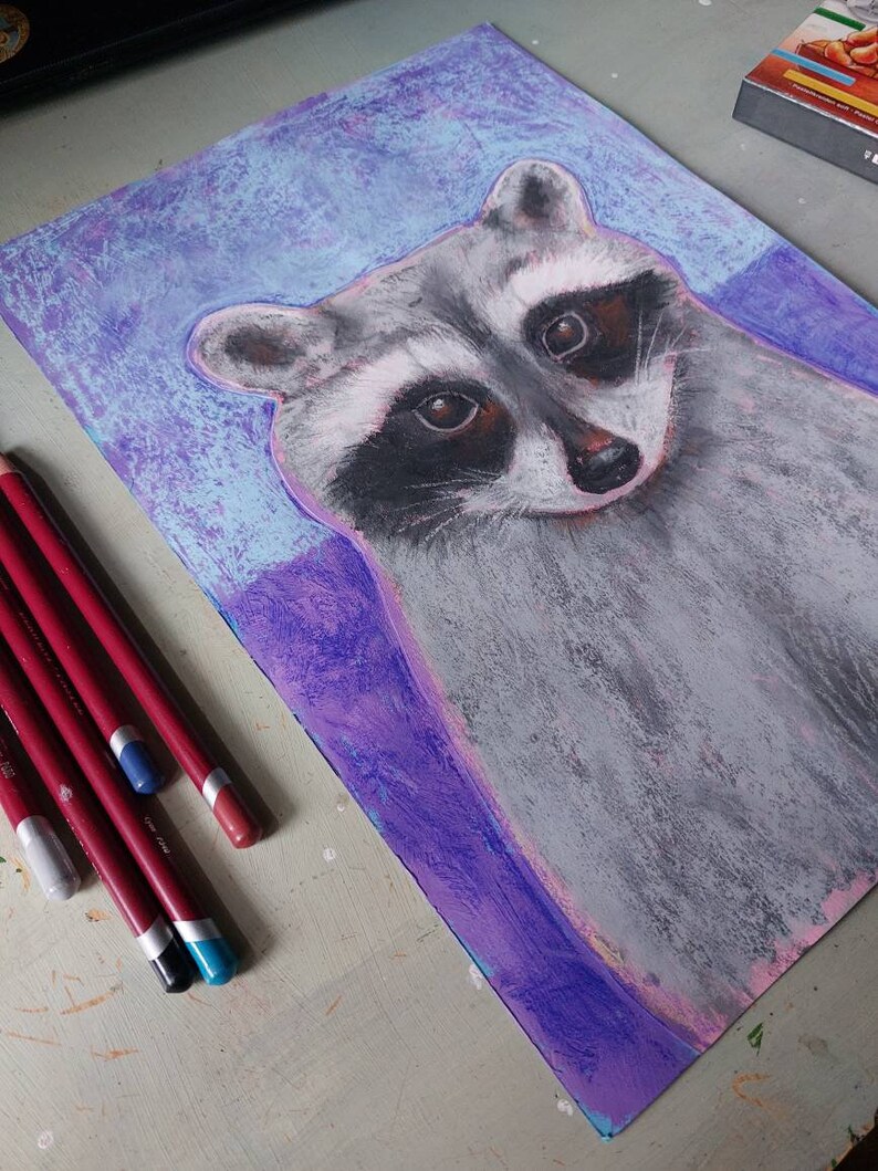Ilustración mapache realista dibujo acrílico colores y pastel y collage ...