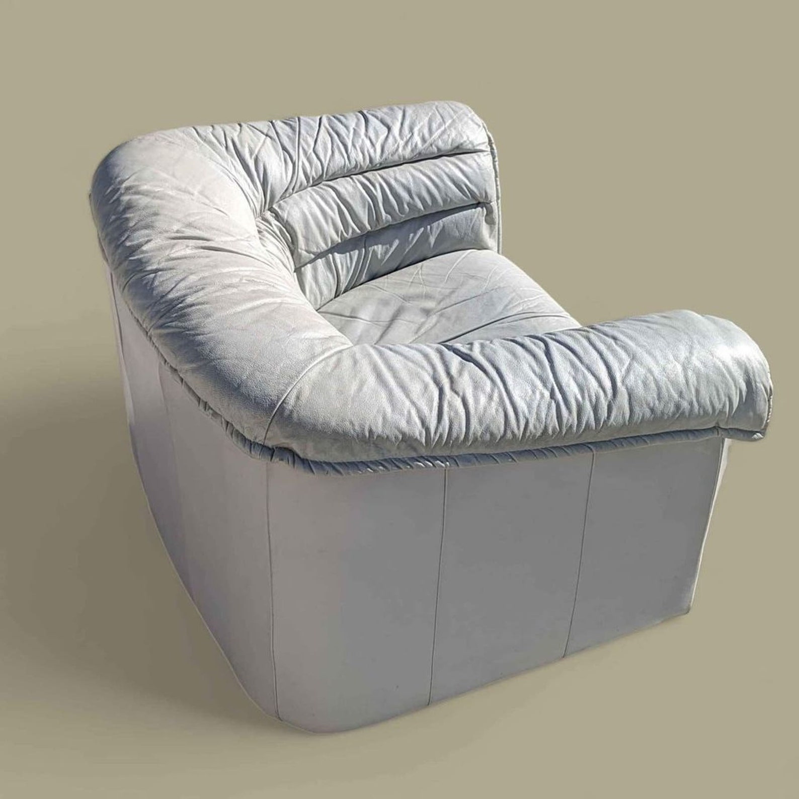 Natuzzi Leather Lounge Chair, Italian, Made in Italy, Postmodern, Light ...