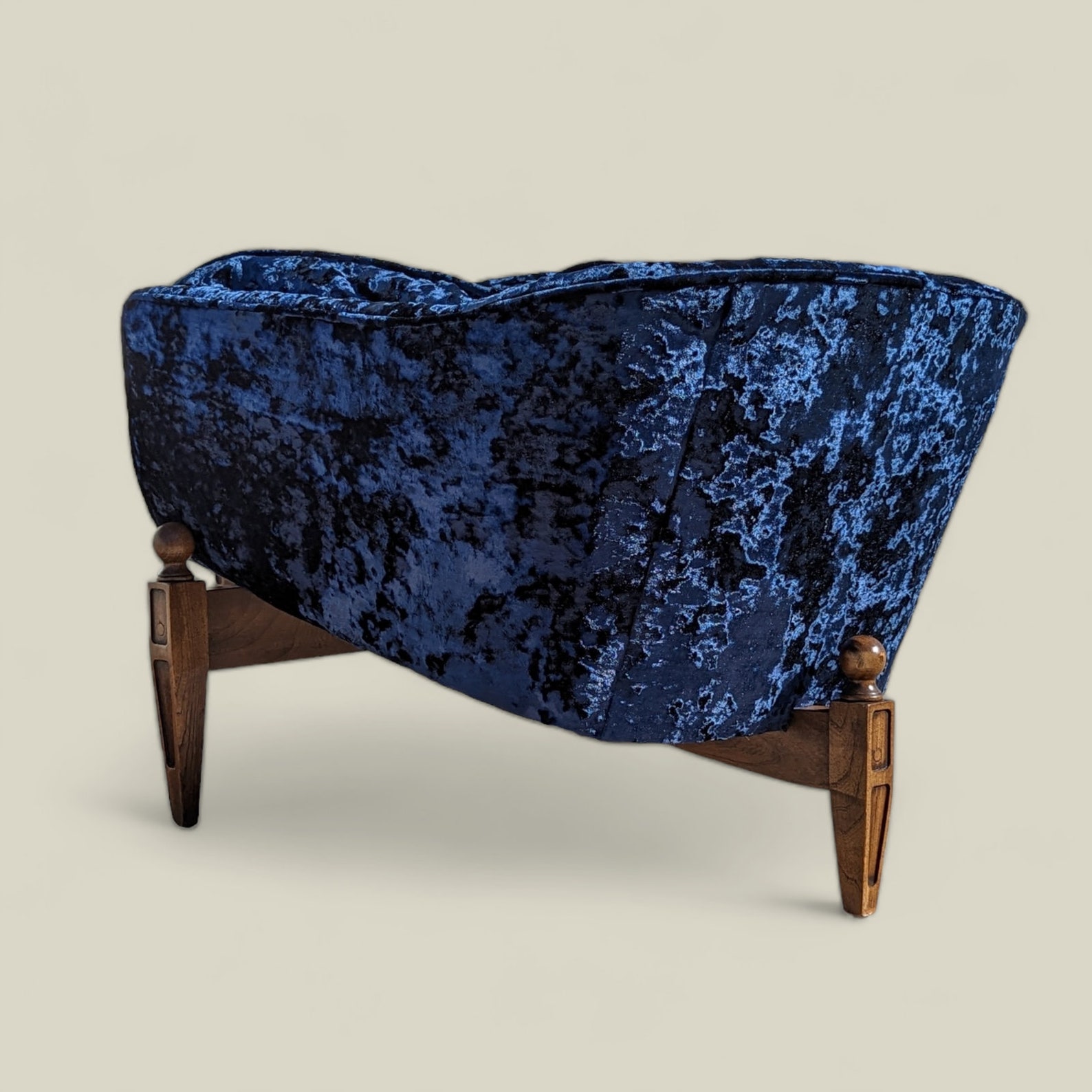 Pair of Mid Century Low Profile Scoop Lounge Chairs by Castro ...