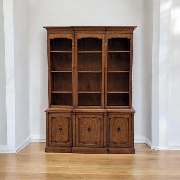 Drexel China Cabinet - Etsy
