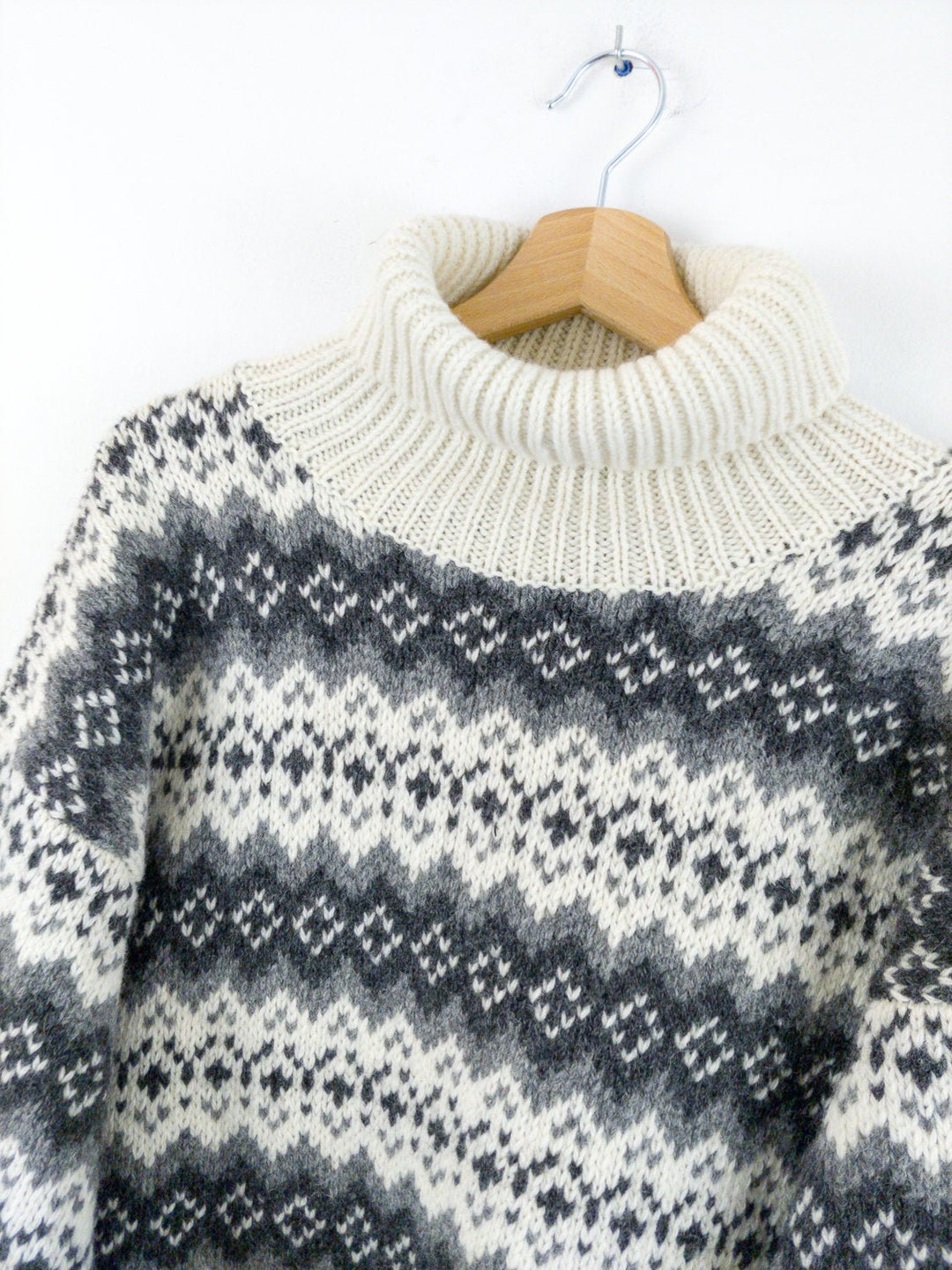 ARCTIC CIRCLE Scandinavian Roll Neck Jumper • Knit Heavy Wool Sweater ...