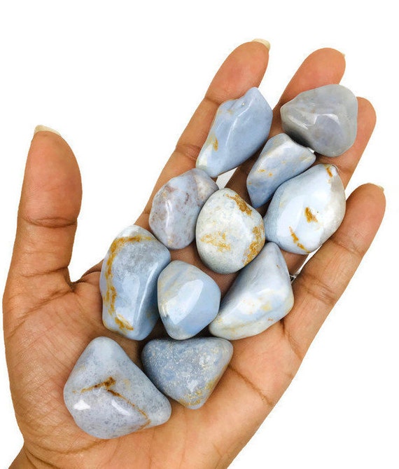 Chalcedon Kristall 1 Chalcedon Stein Getrommelte Chalcedon | Etsy