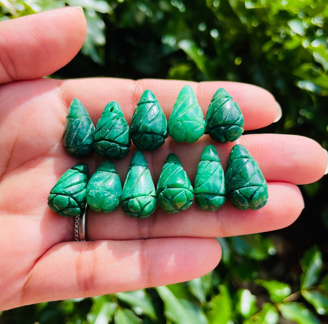 Carved Emerald Crystal: Leaf Tear Drop Gemstone (12-20mm) - Etsy