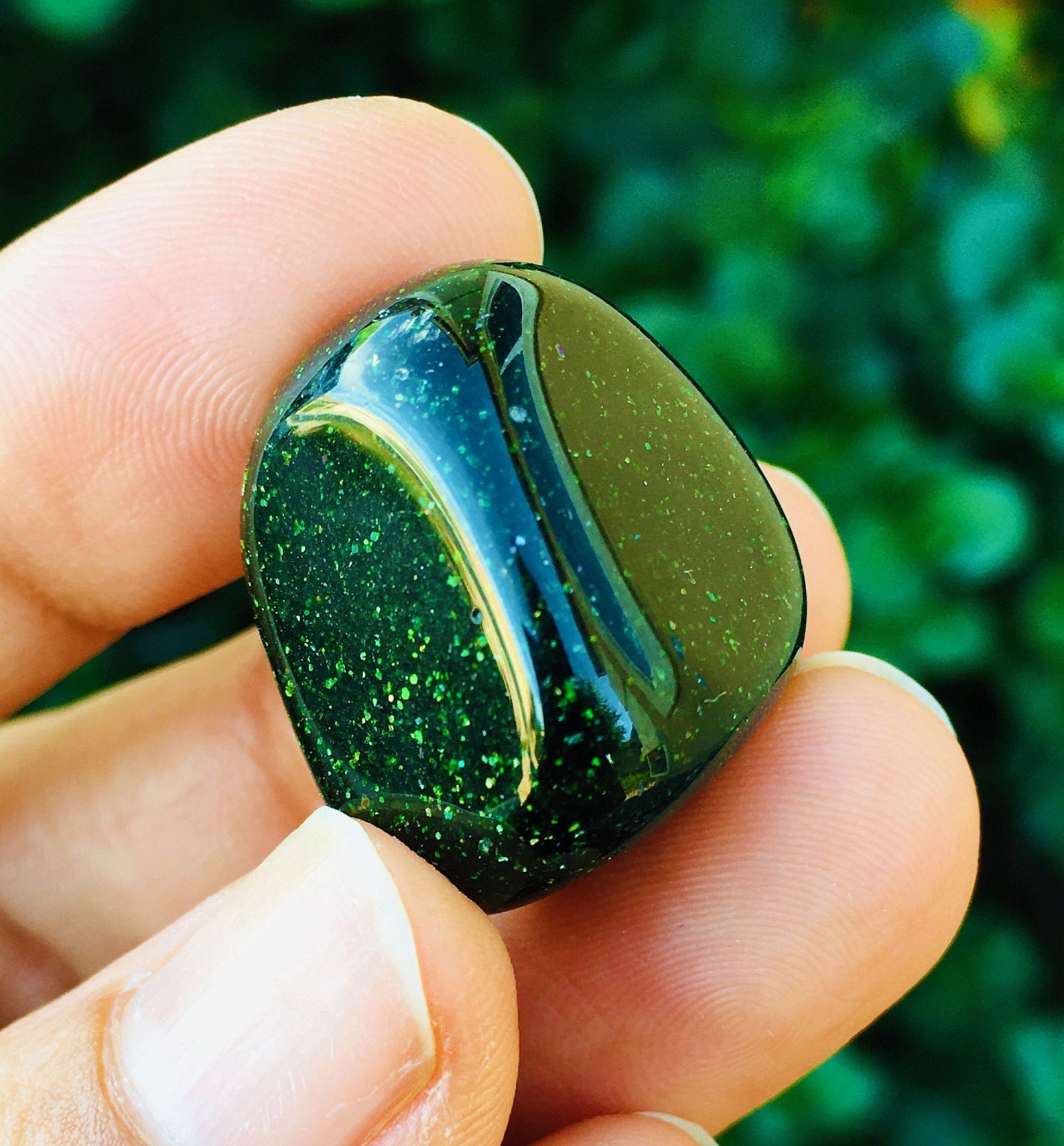 GREEN Goldstone Crystal 1 Sand Stone Glitter Beautiful | Etsy