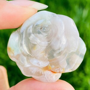 Flower Agate Rose Carving (1) Flower Agate Crystal Carving, Flower ...