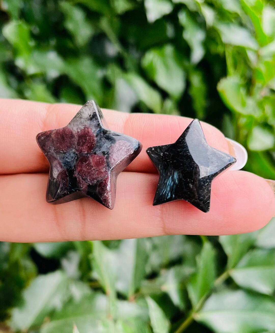 Mini Red Garnet Crystal Star With Astrophyllite Inclusions (15-22mm) - Etsy