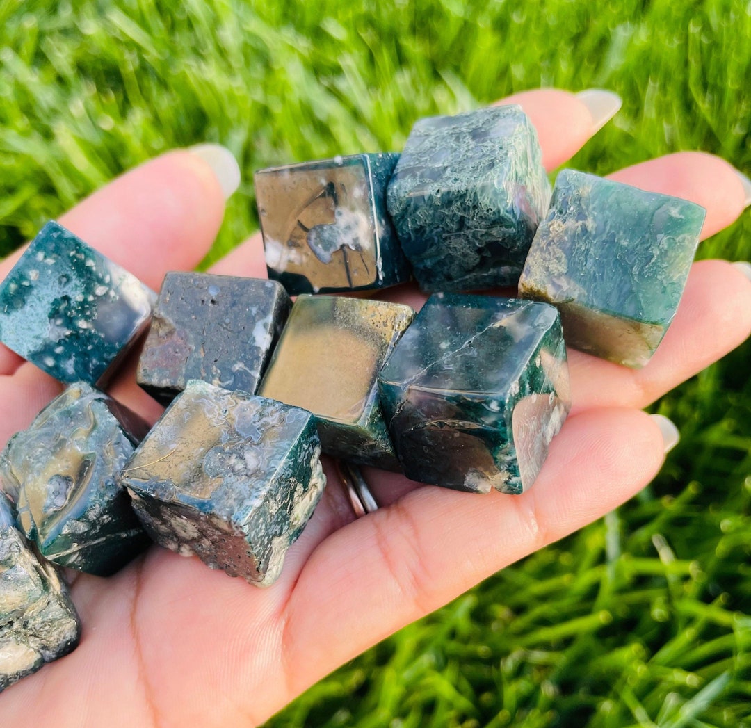 Moss Agate (1) Moss Agate Crystal, Moss Agate Stone, Moss Agate Cube ...