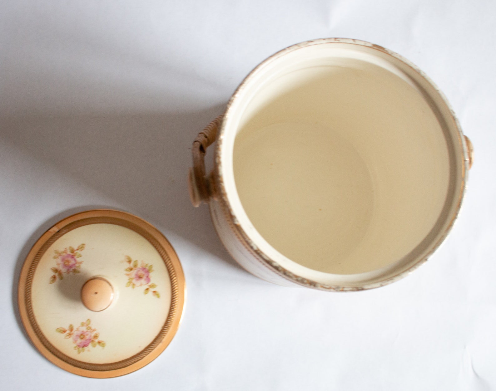 Vintage Devon Ware Stoke on Trent 'etna' Pattern Blushware Lidded ...