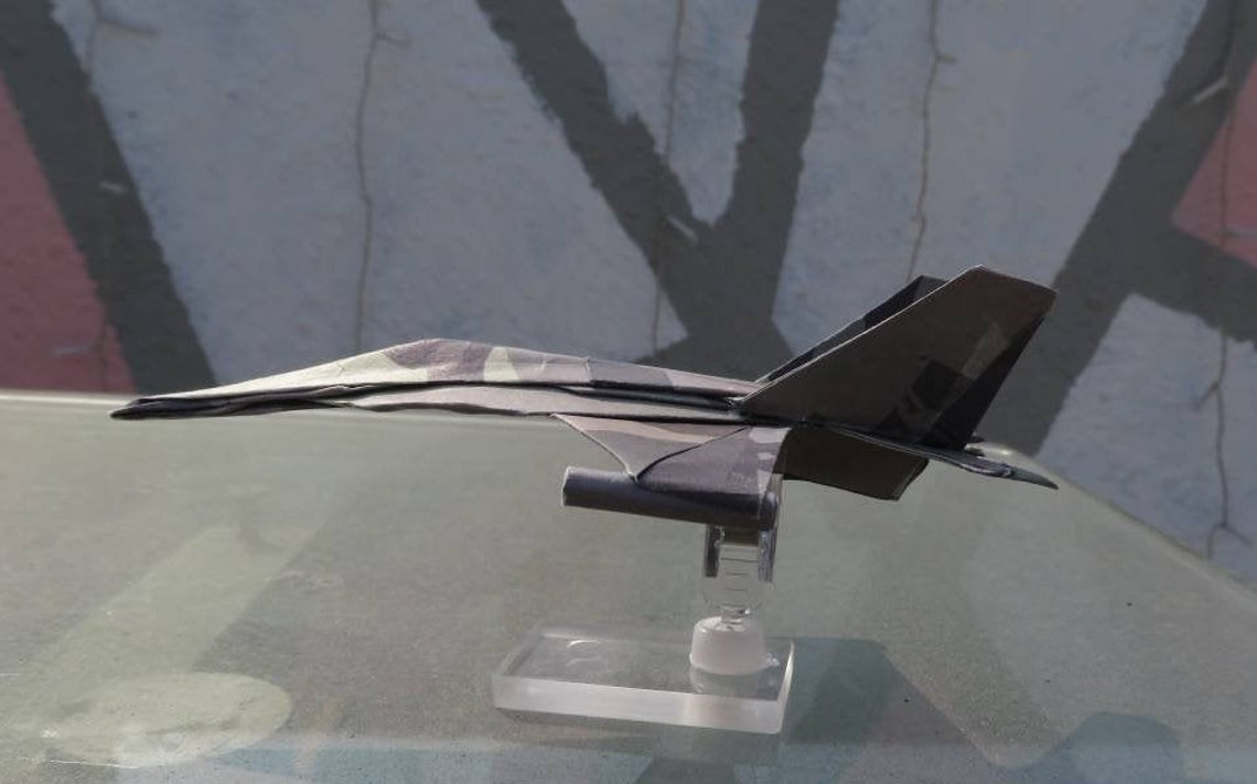 F-18 Origami Paper Airplane With Display Stand MODELFA180024 - Etsy Canada