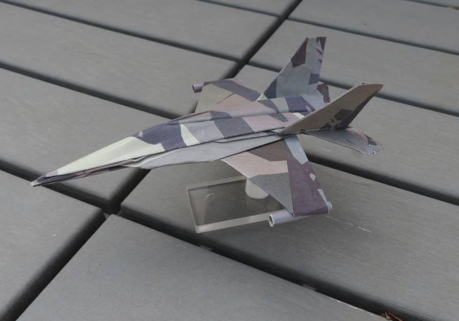 F-18 Origami Paper Airplane With Display Stand MODELFA180024 - Etsy Canada