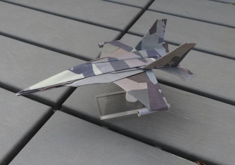 F-18 Origami Paper Airplane With Display Stand MODELFA180024 - Etsy Canada
